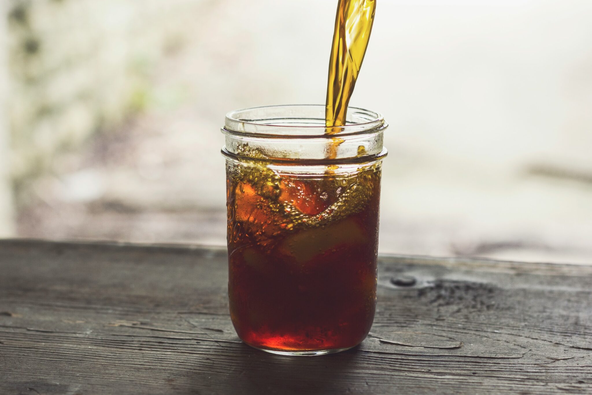 How to Make An Iced Americano Coffee At Home: Quick And Easy!