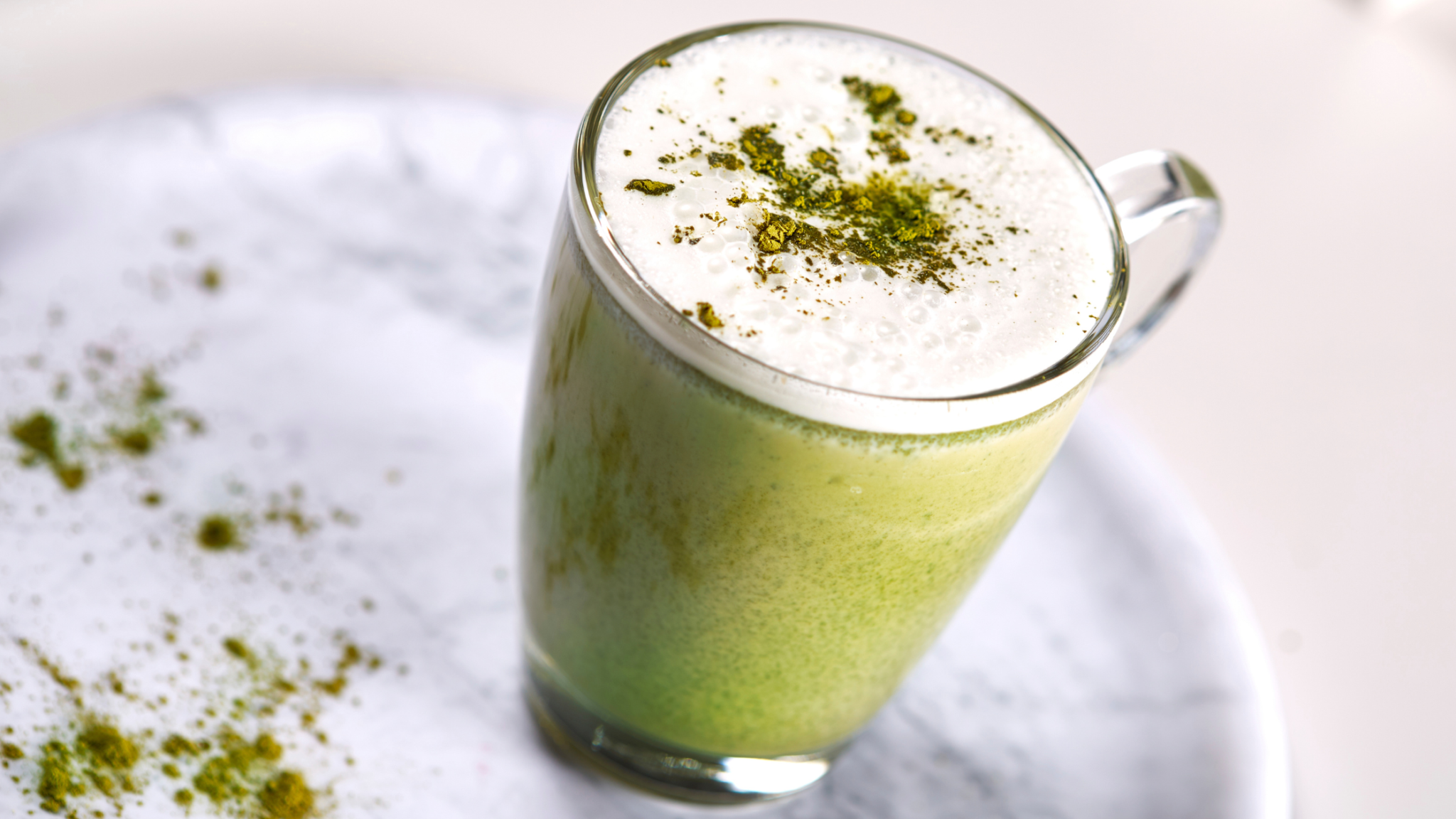 Delicious Homemade Matcha Latte: Easy Recipe & Variations