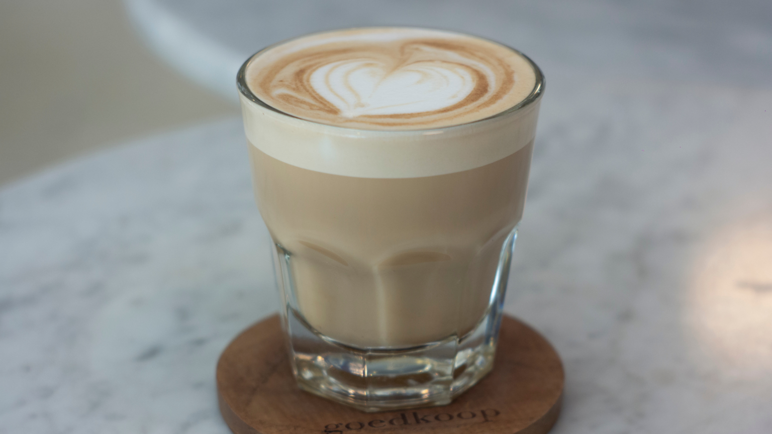 Starbucks Copycat Hazelnut Latte Recipe (Hot or Iced)