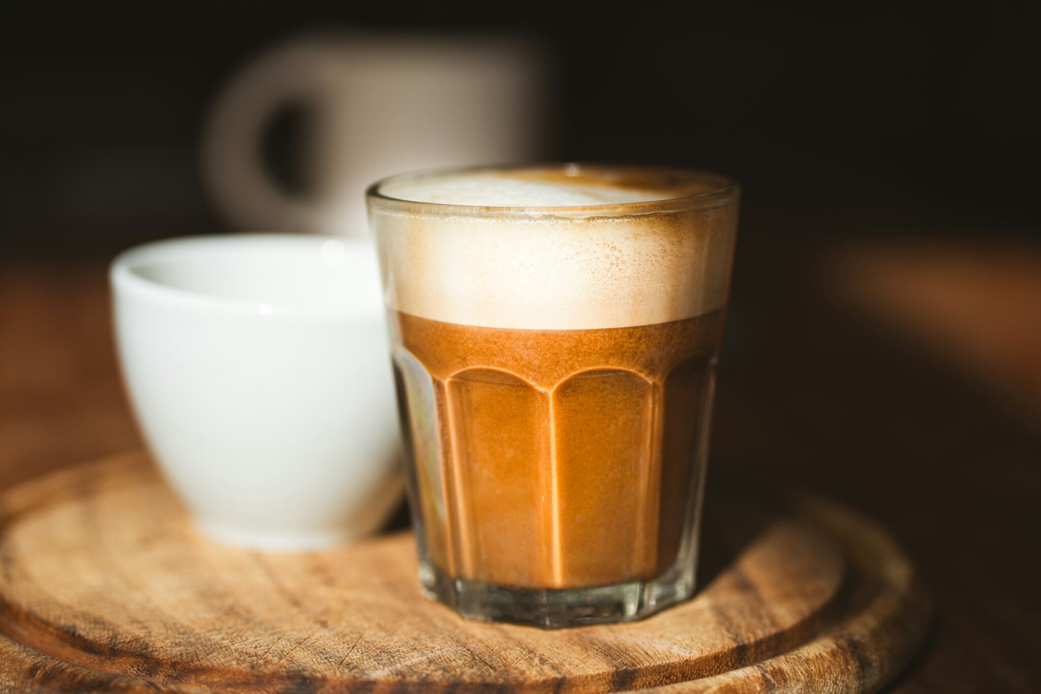 How to Make a Cafe-Quality Latte at Home: Easy Methods & Tips