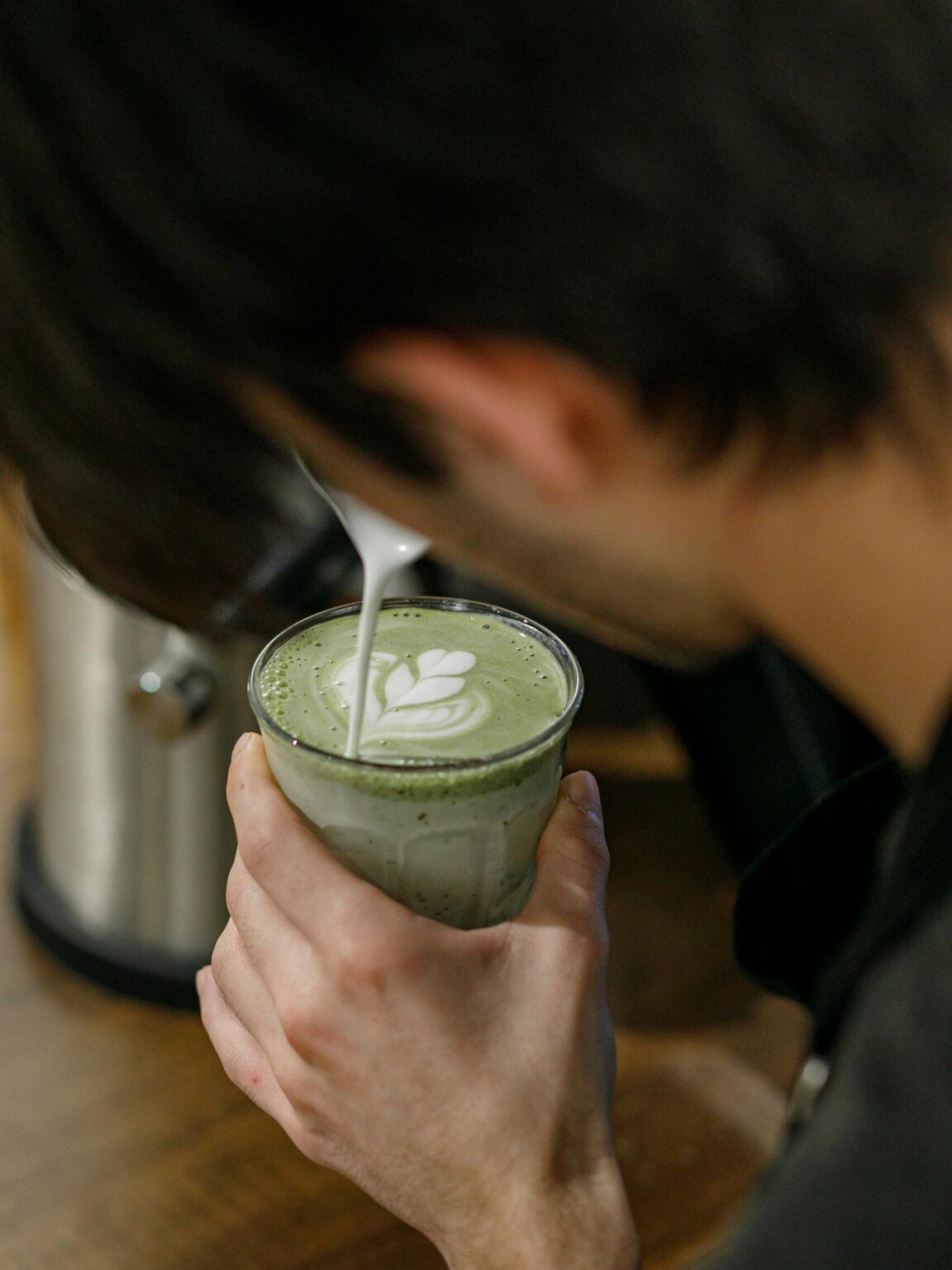 Delicious Homemade Matcha Latte: Easy Recipe & Variations